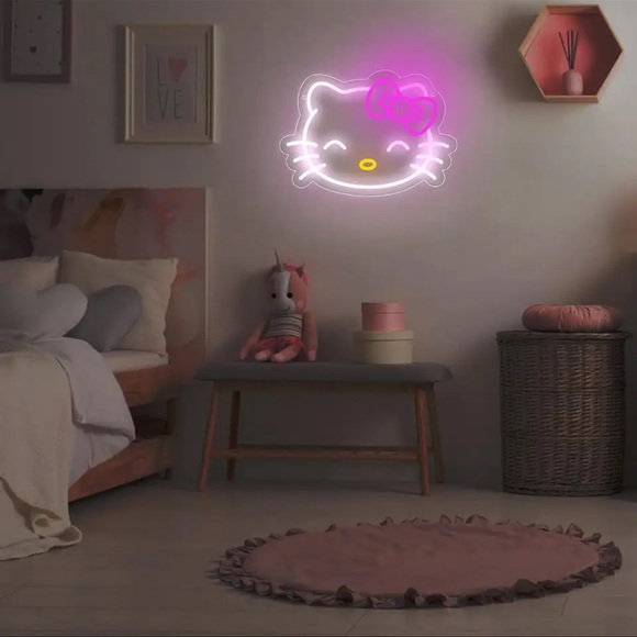 Hello Kitty | Wall Decor | Smiling Hello Kitty Led Dimmable Wall Sign ...